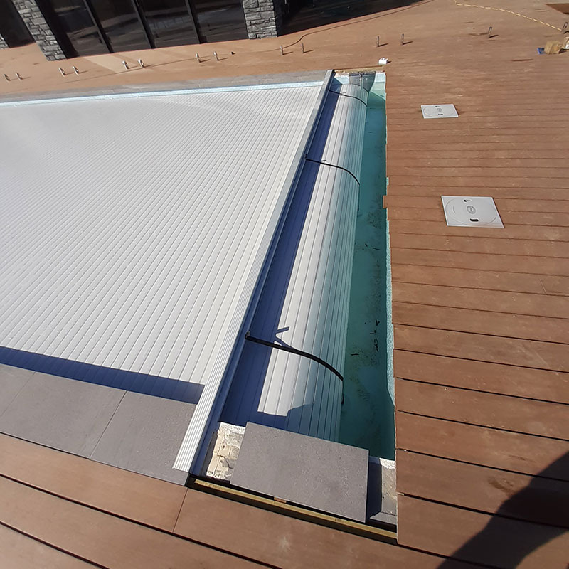 We Supply & Install Automatic Pool Covers For New & Existing Pools